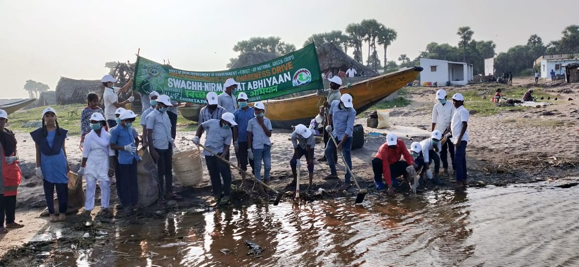 Modi-inspired drives clear 84 tonnes of waste from beaches - News Vibes ...