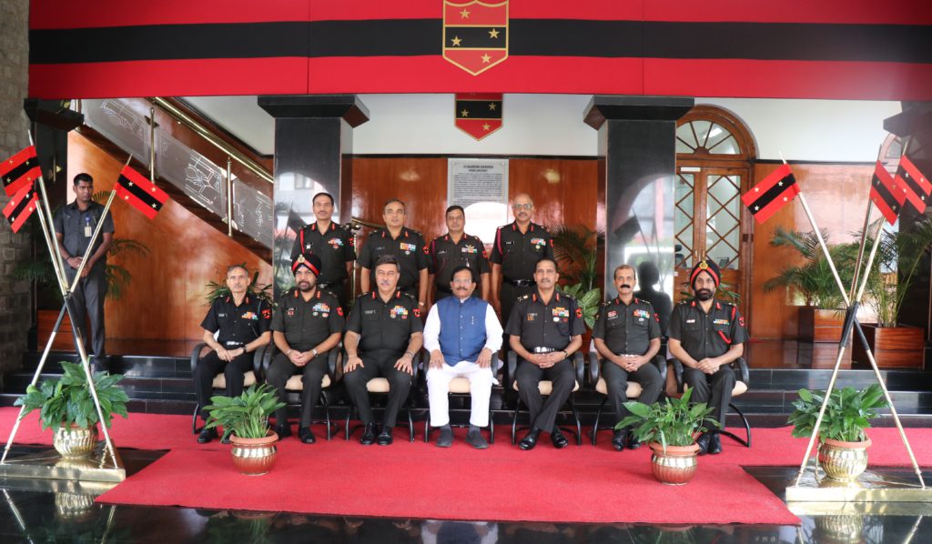 MoS Defence visits Southern Command - News Vibes of India